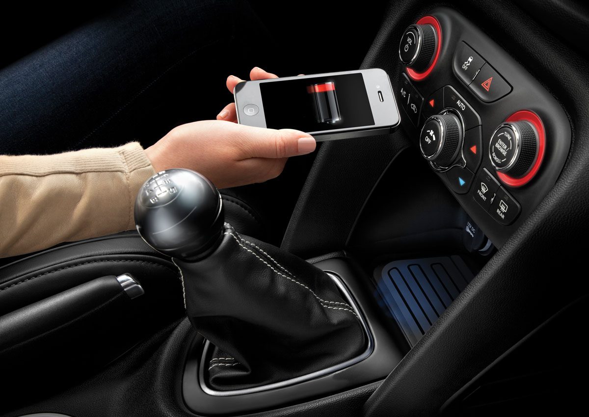 Wireless Cell-Phone Link | Glossary | Consumer Guide Auto