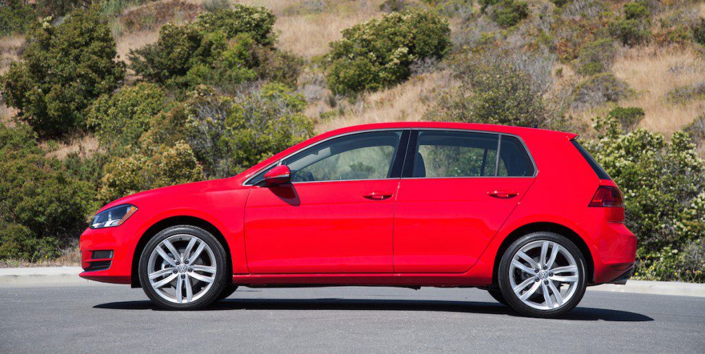 2016 Volkswagen Golf Family Review | Consumer Guide Auto