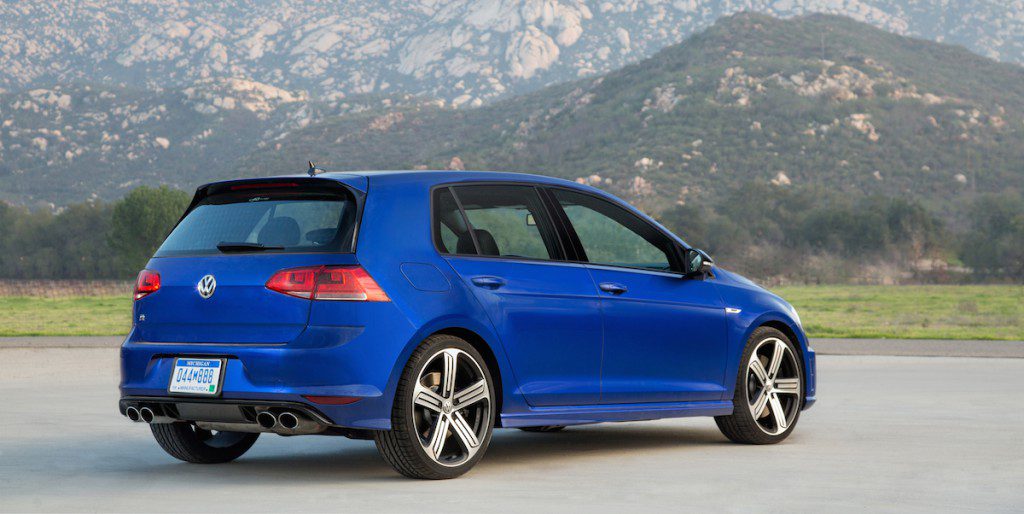 2016 Volkswagen Golf Family Review | Consumer Guide Auto