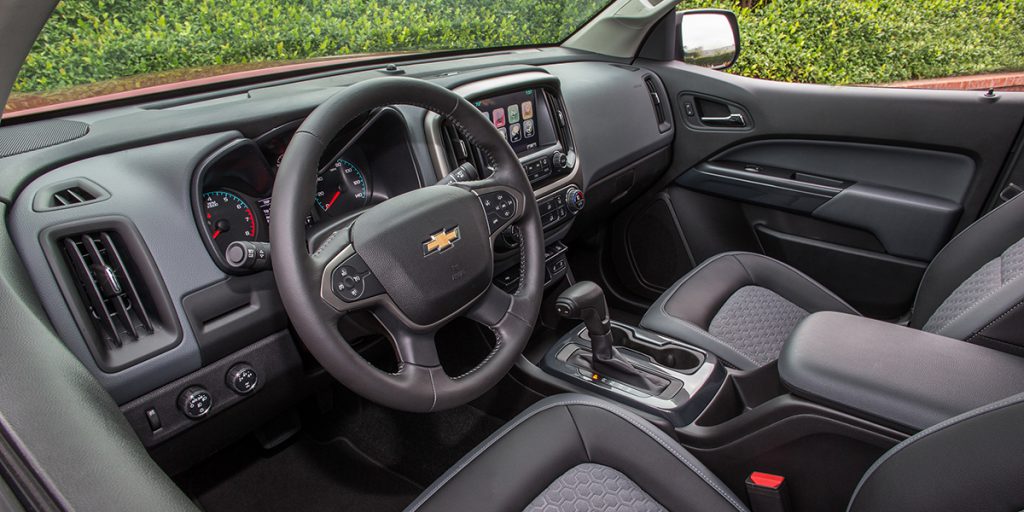 2020 Chevrolet Colorado Best Buy Review | Consumer Guide Auto