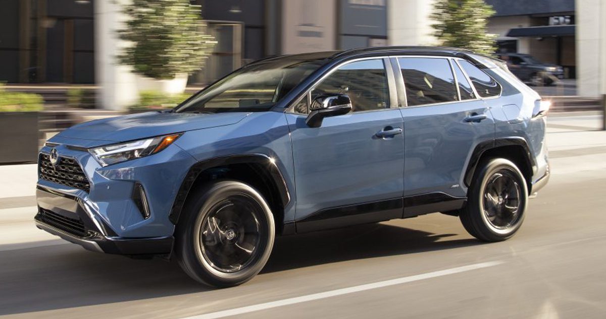 2022 Toyota RAV4 | Consumer Guide Auto