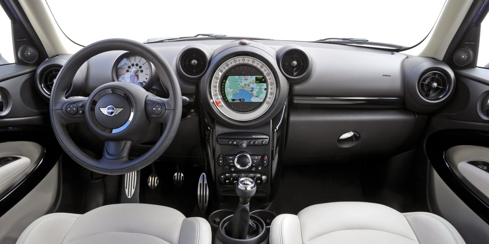 2014 Mini Cooper Paceman | Consumer Guide Auto