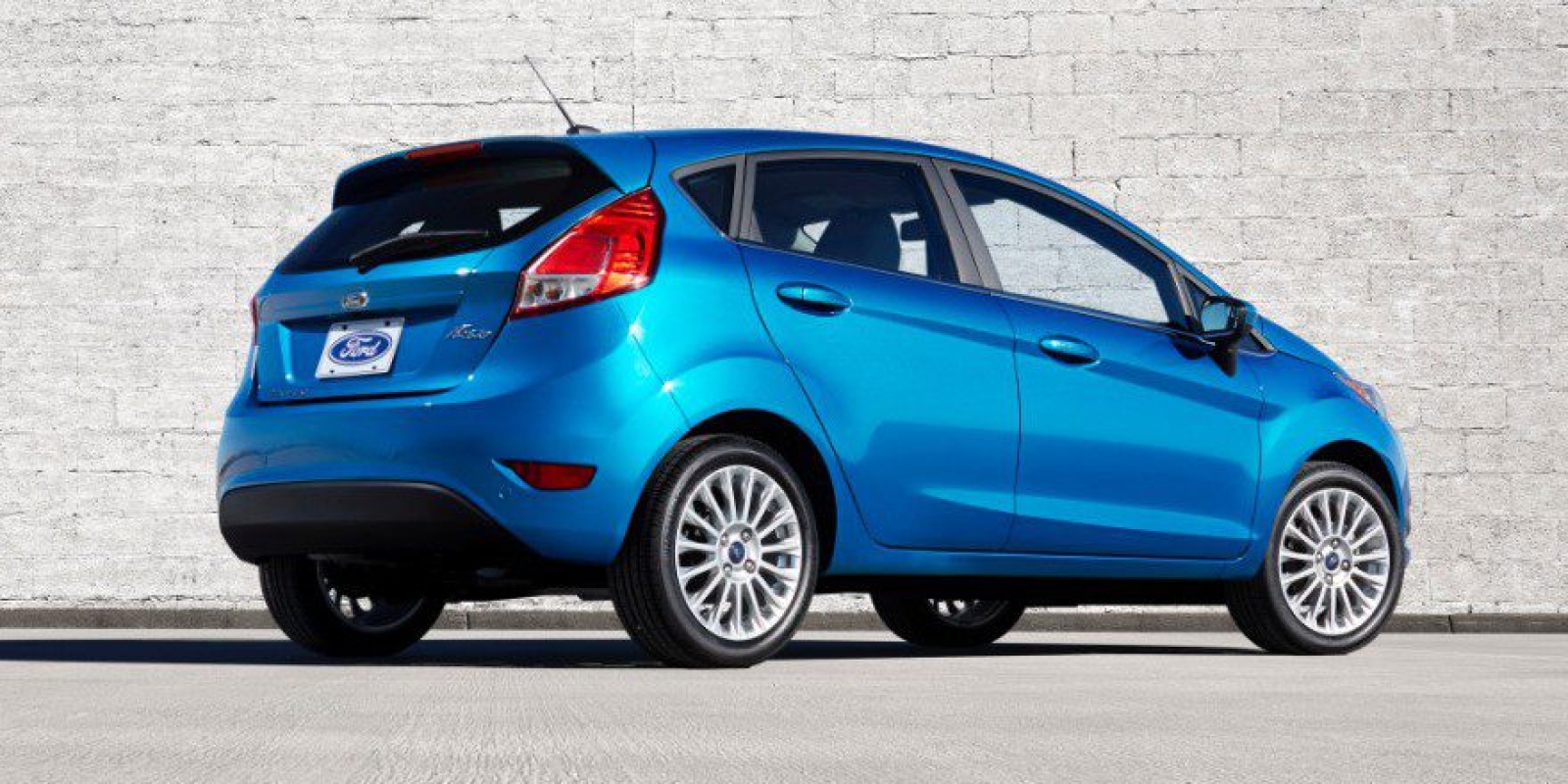 2015 Ford Fiesta | Consumer Guide Auto