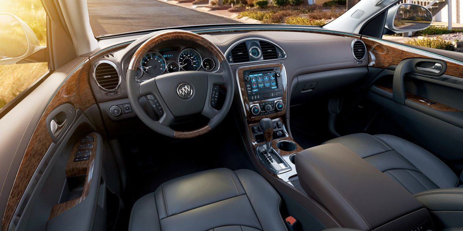 2016 Buick Enclave | Consumer Guide Auto