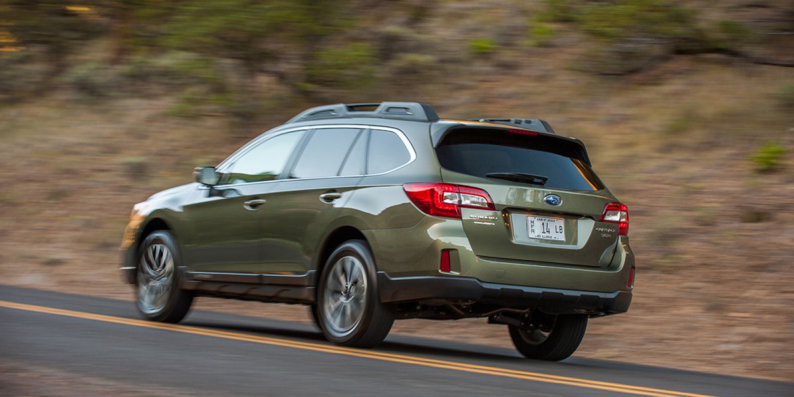2015 Subaru Outback | Consumer Guide Auto