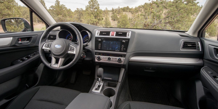 2015 Subaru Outback | Consumer Guide Auto