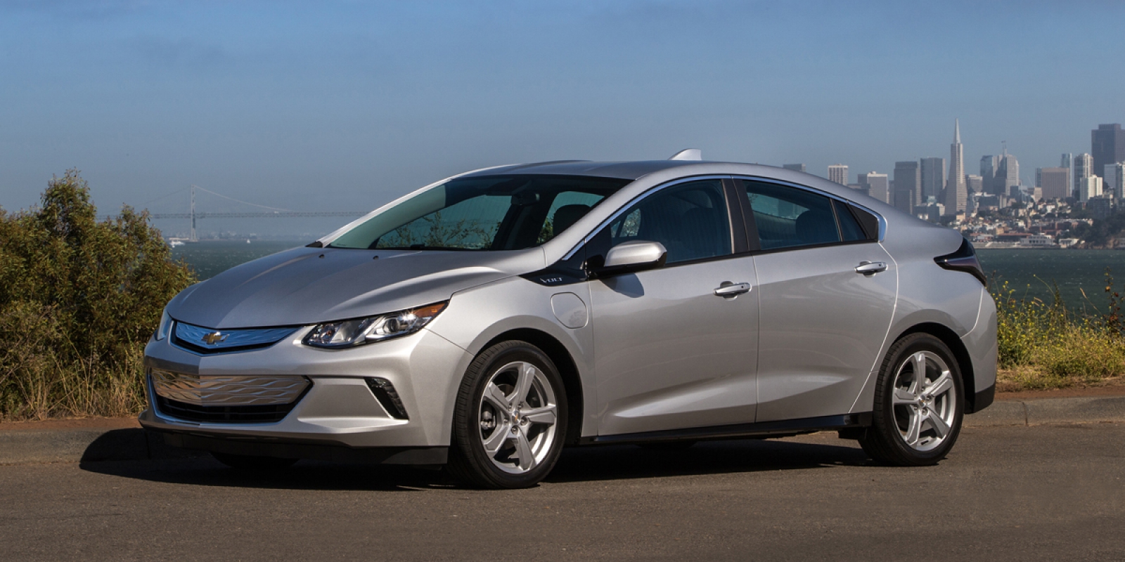 2018 Chevrolet Volt | Consumer Guide Auto