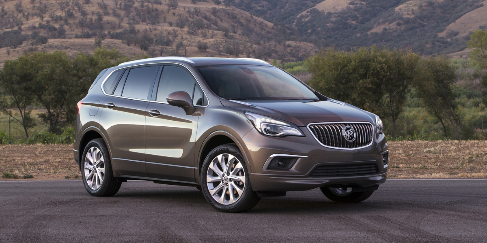 2017 Buick Envision | Consumer Guide Auto