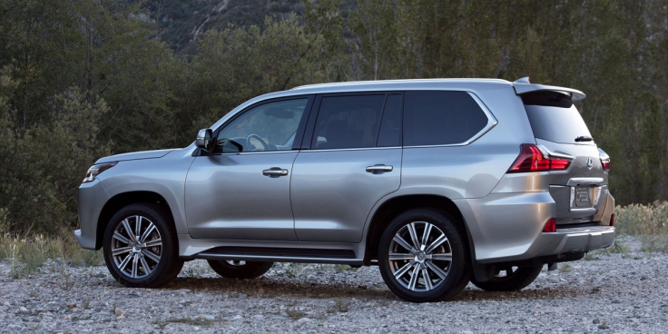 2021 Lexus LX | Consumer Guide Auto