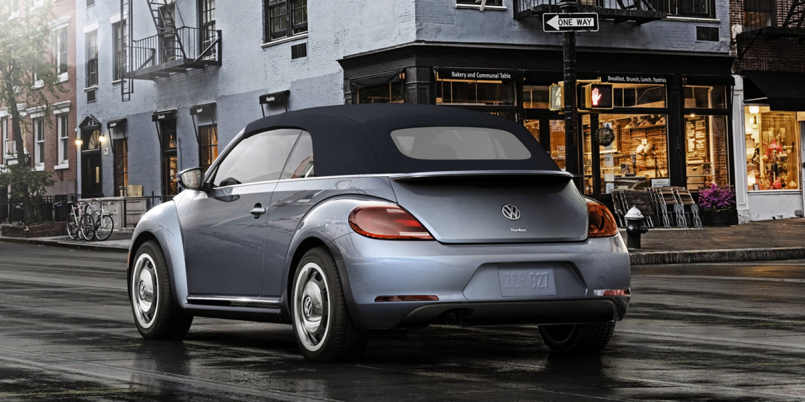 2016 Volkswagen Beetle | Consumer Guide Auto