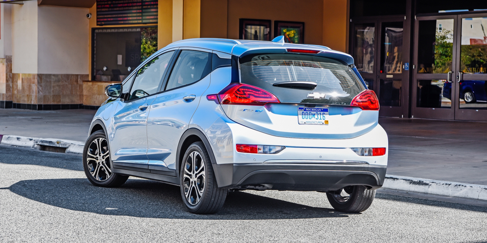 2019 Chevrolet Bolt EV | Consumer Guide Auto
