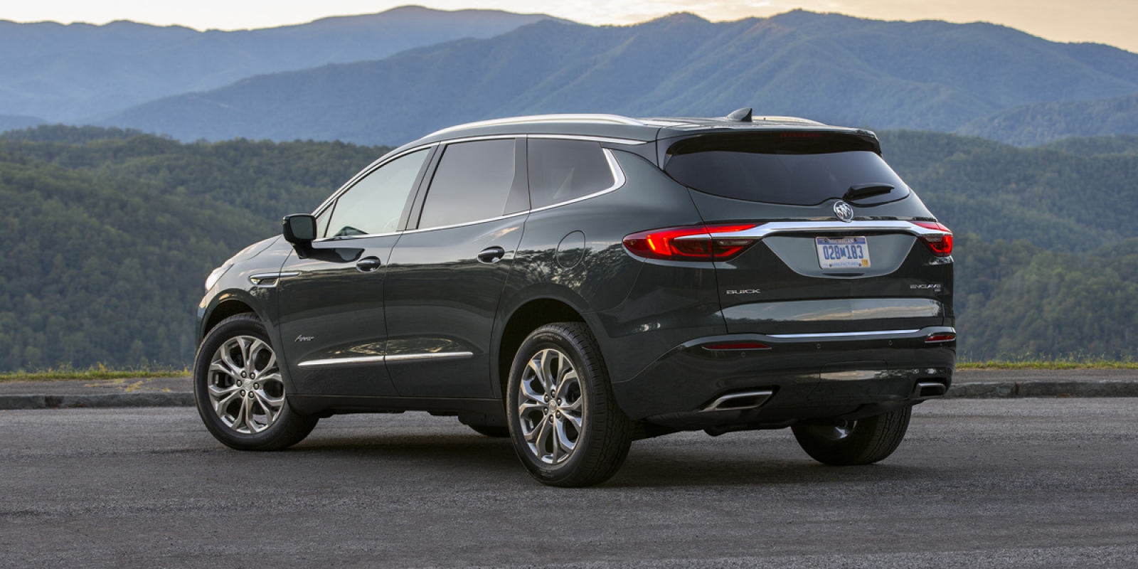 2018 Buick Enclave | Consumer Guide Auto
