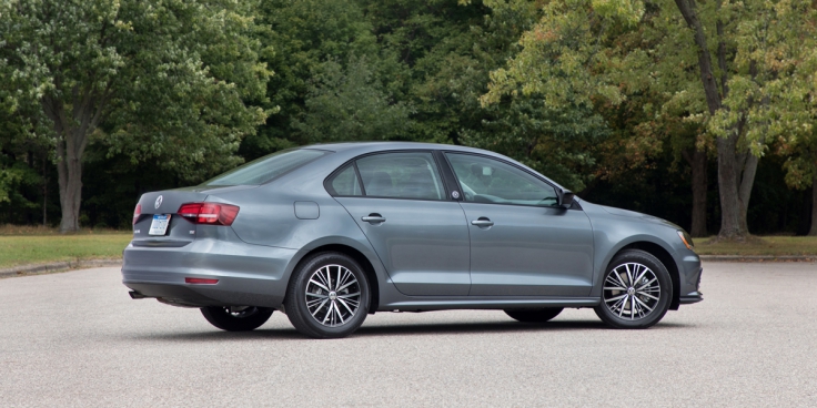 2018 Volkswagen Jetta | Consumer Guide Auto