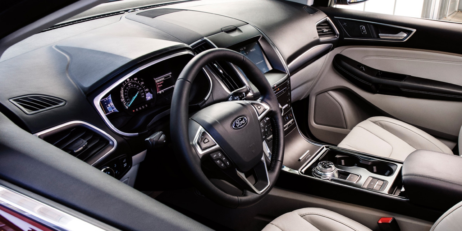 2021 Ford Edge | Consumer Guide Auto