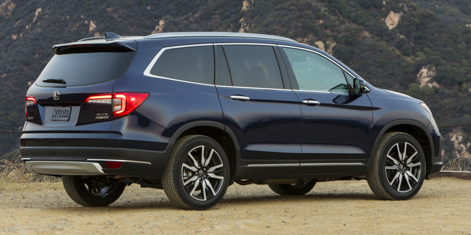 2022 Honda Pilot | Consumer Guide Auto