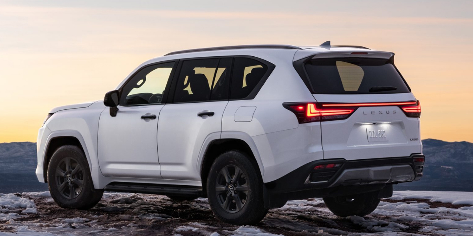 2022 Lexus LX | Consumer Guide Auto