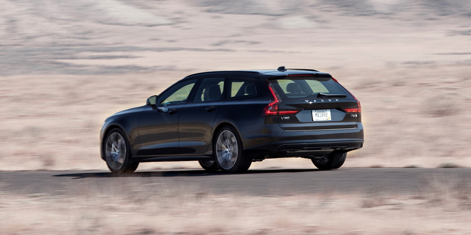 2021 Volvo V90 | Consumer Guide Auto