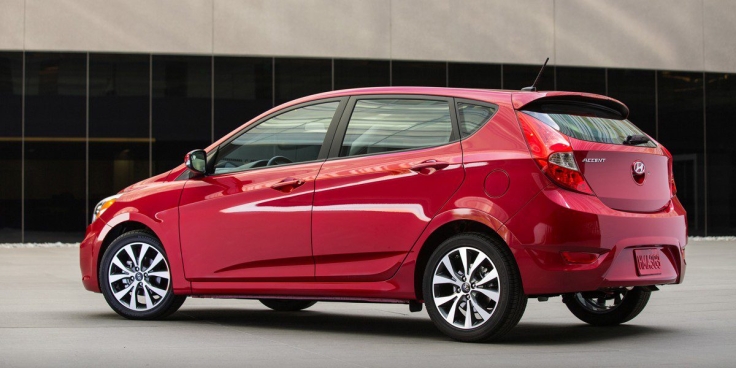 2016 hyundai accent hatch store