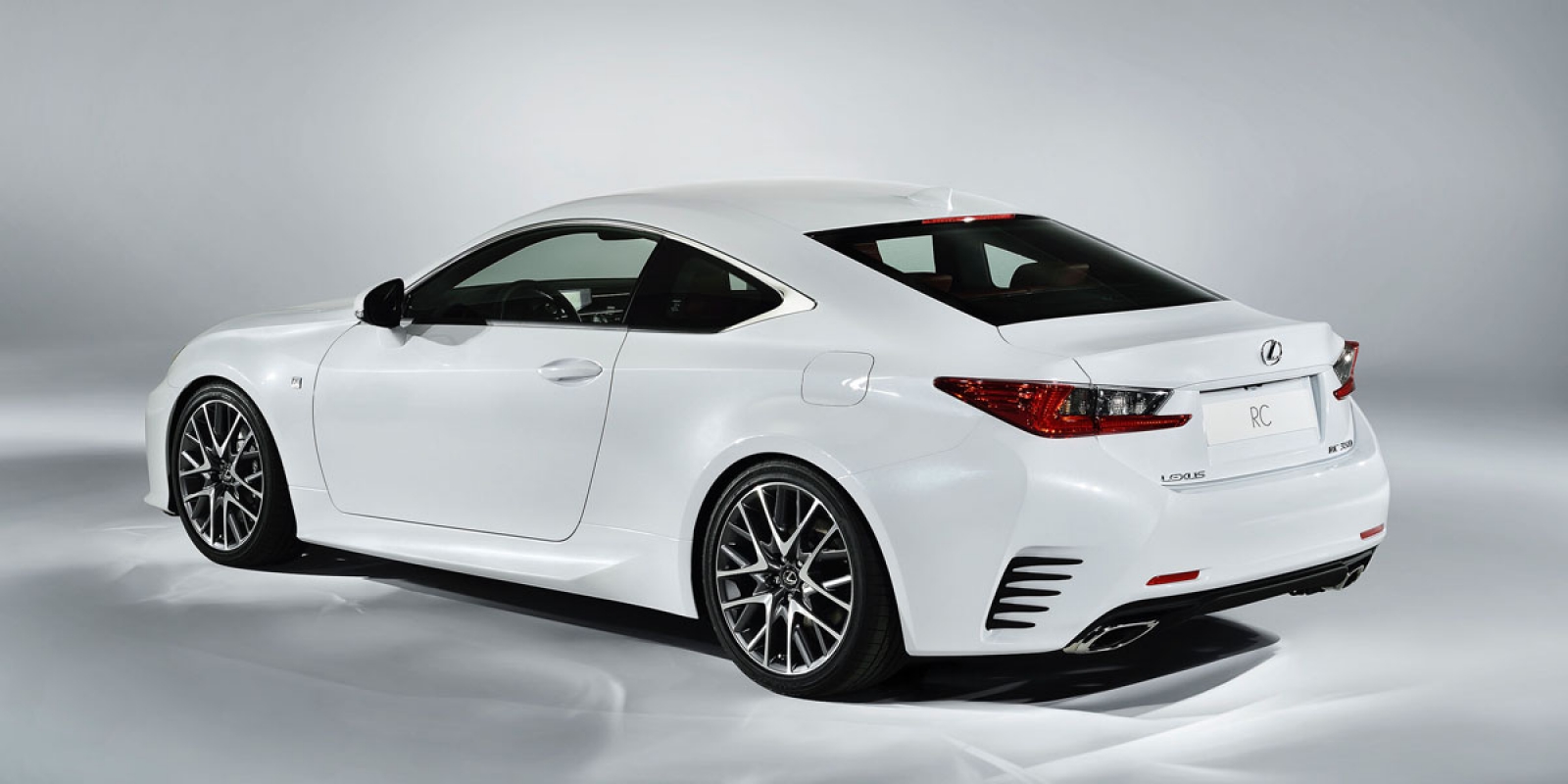 2018 Lexus RC | Consumer Guide Auto