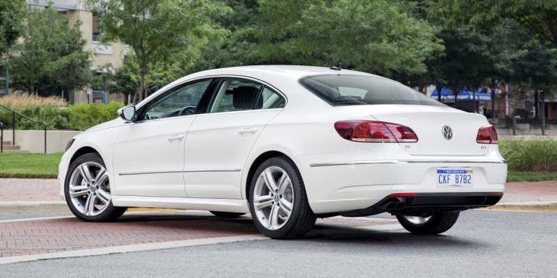 2014 Volkswagen CC | Consumer Guide Auto