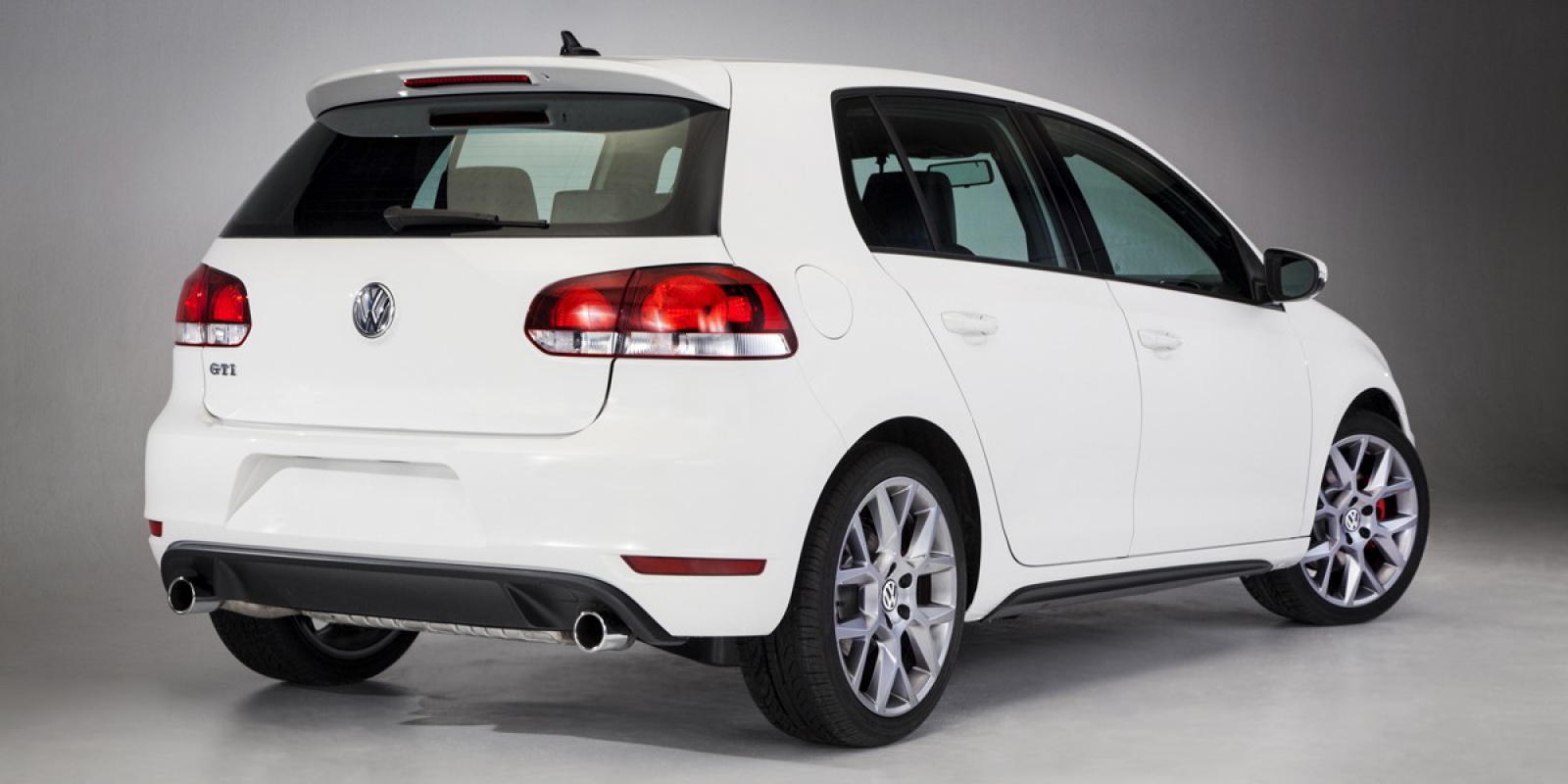 2014 Volkswagen GTI | Consumer Guide Auto