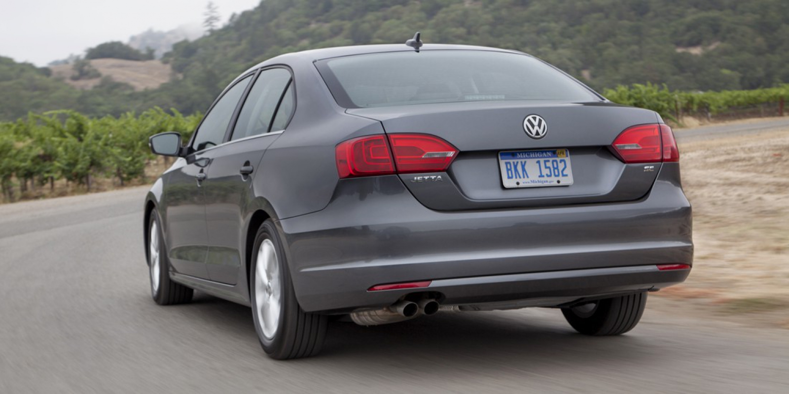 2014 Volkswagen Jetta | Consumer Guide Auto