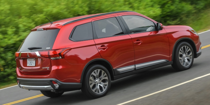 2019 Mitsubishi Outlander | Consumer Guide Auto