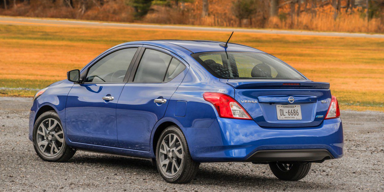 2016 Nissan Versa | Consumer Guide Auto