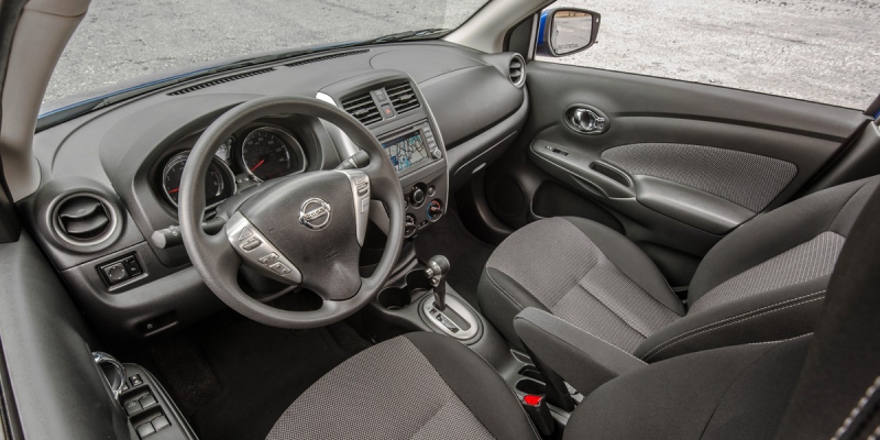 2017 Nissan Versa | Consumer Guide Auto