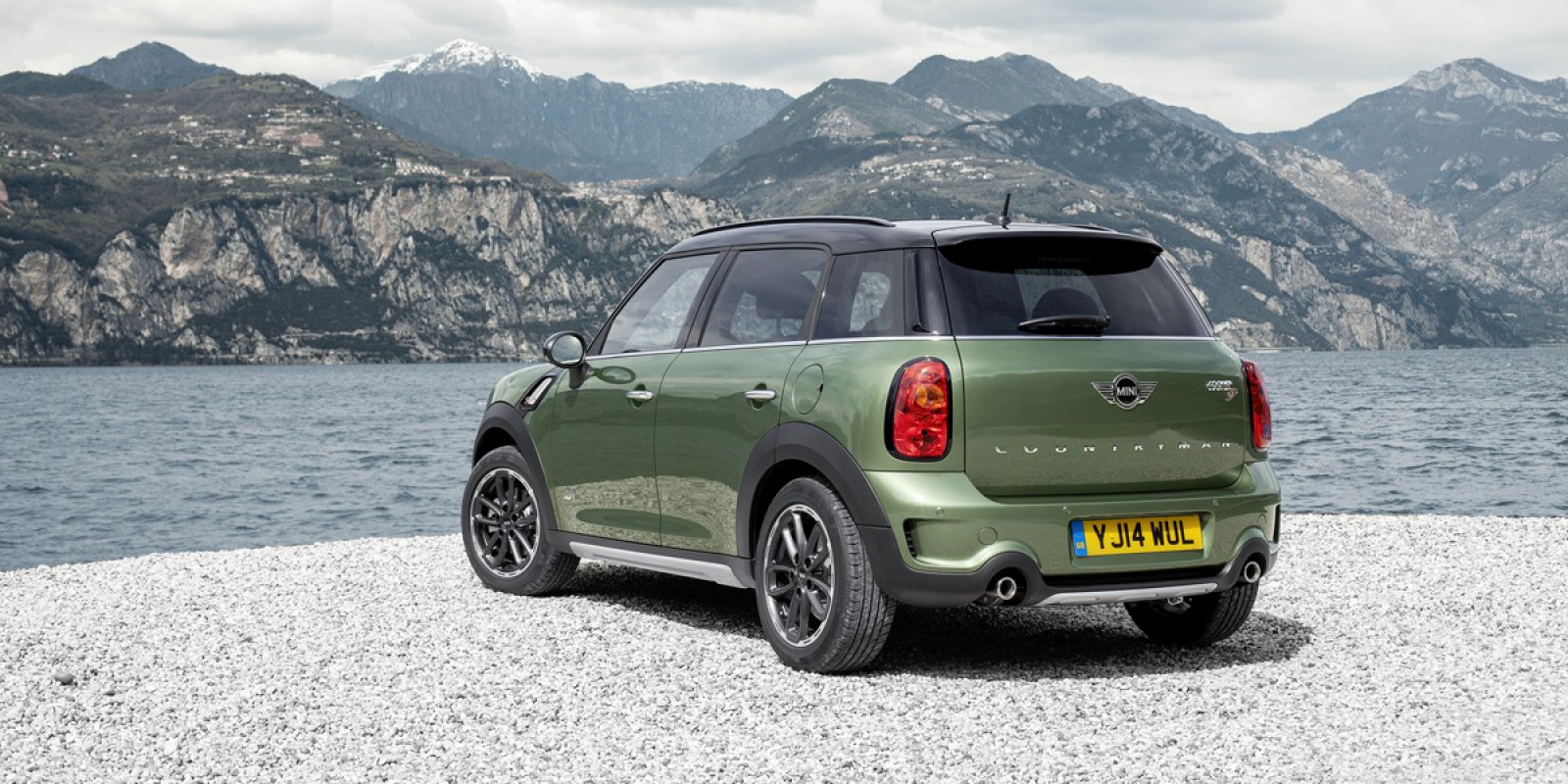 2015 Mini Cooper Countryman | Consumer Guide Auto