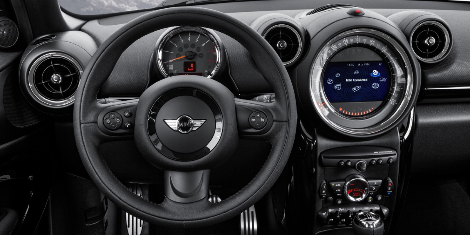 2016 Mini Cooper Paceman | Consumer Guide Auto