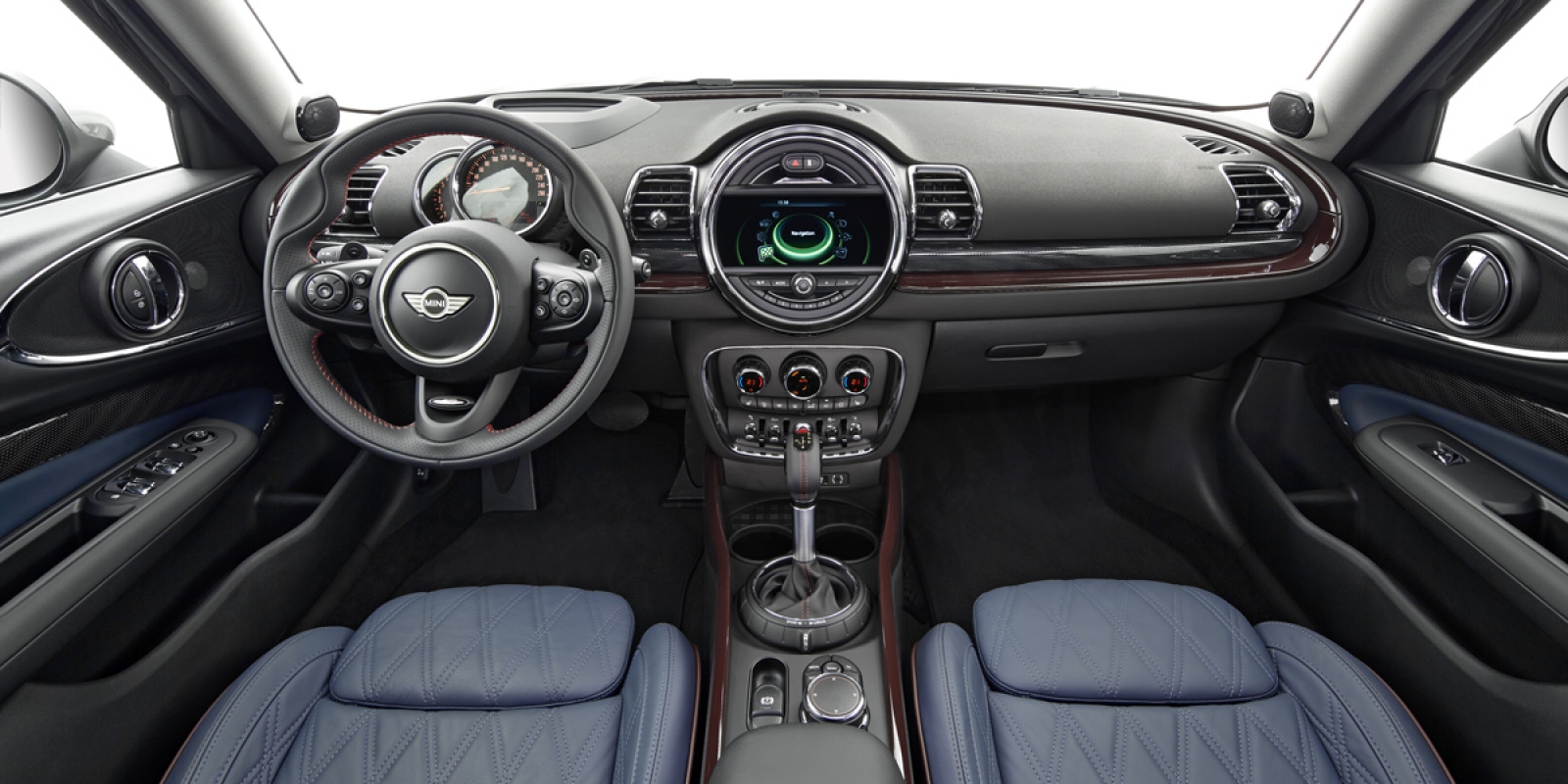 2019 Mini Cooper Clubman | Consumer Guide Auto