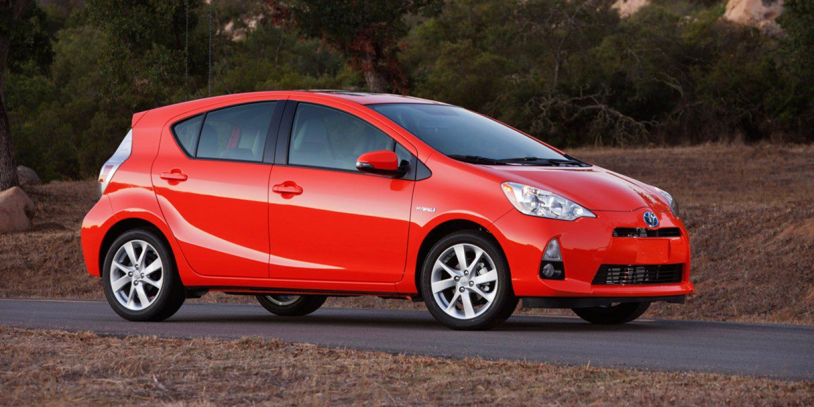 2014 Toyota Prius c | Consumer Guide Auto