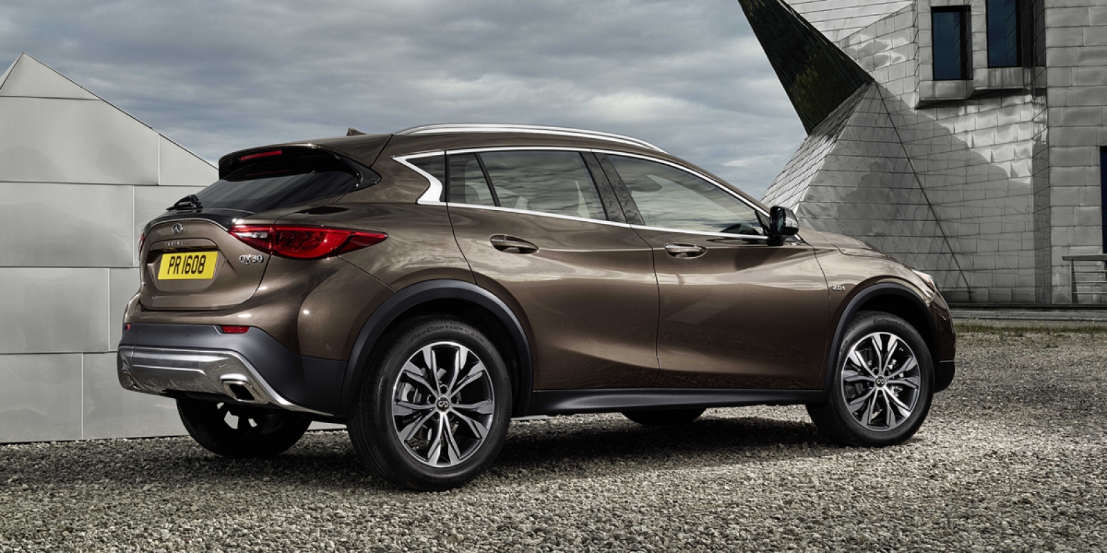 2019 Infiniti QX30 | Consumer Guide Auto