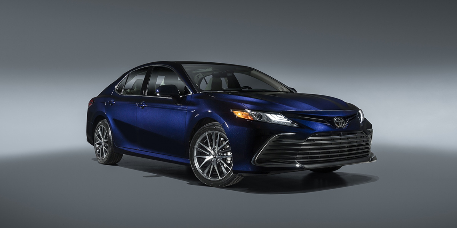 2021 Toyota Camry | Consumer Guide Auto