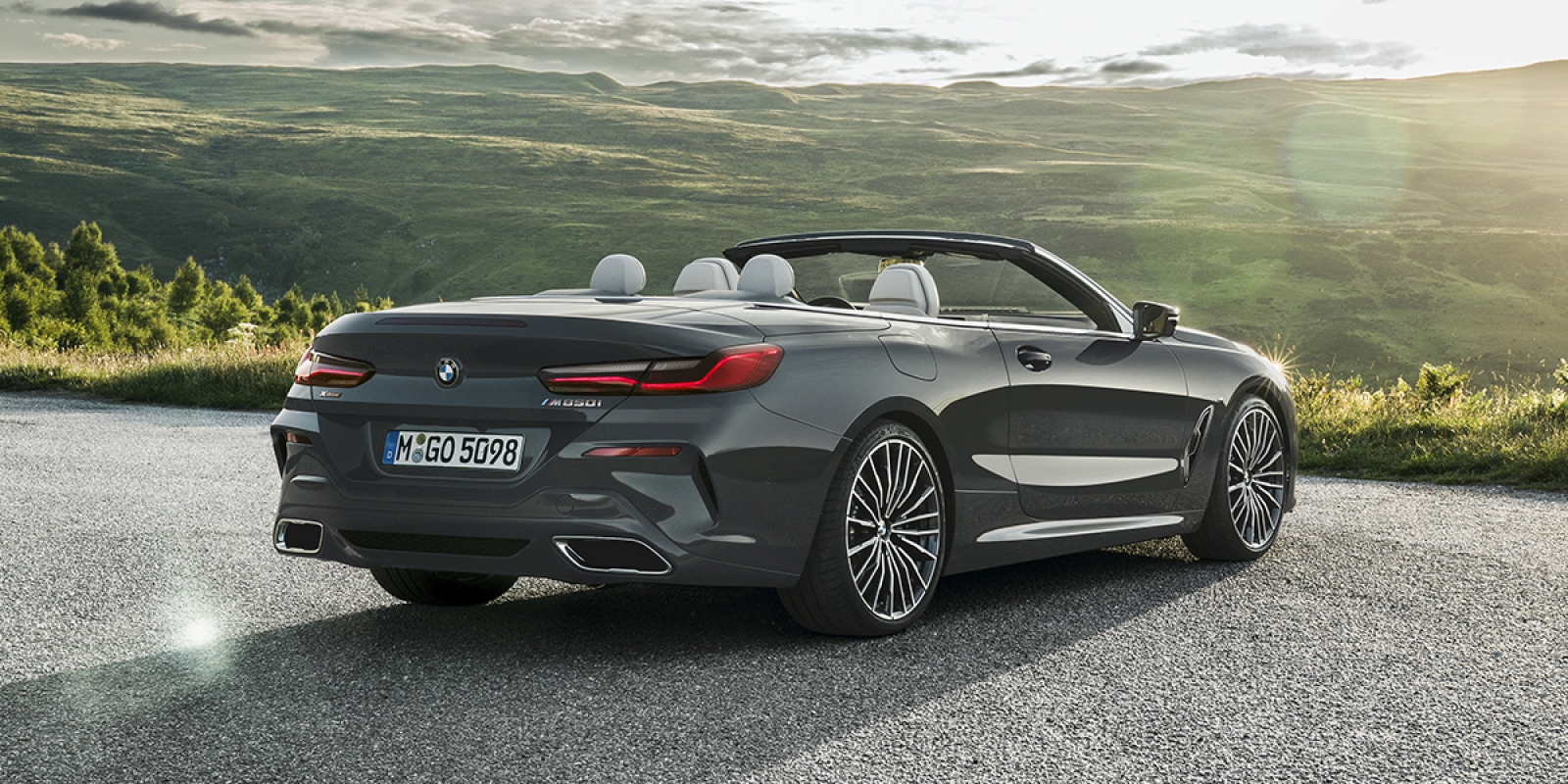 2020 BMW 8-Series | Consumer Guide Auto